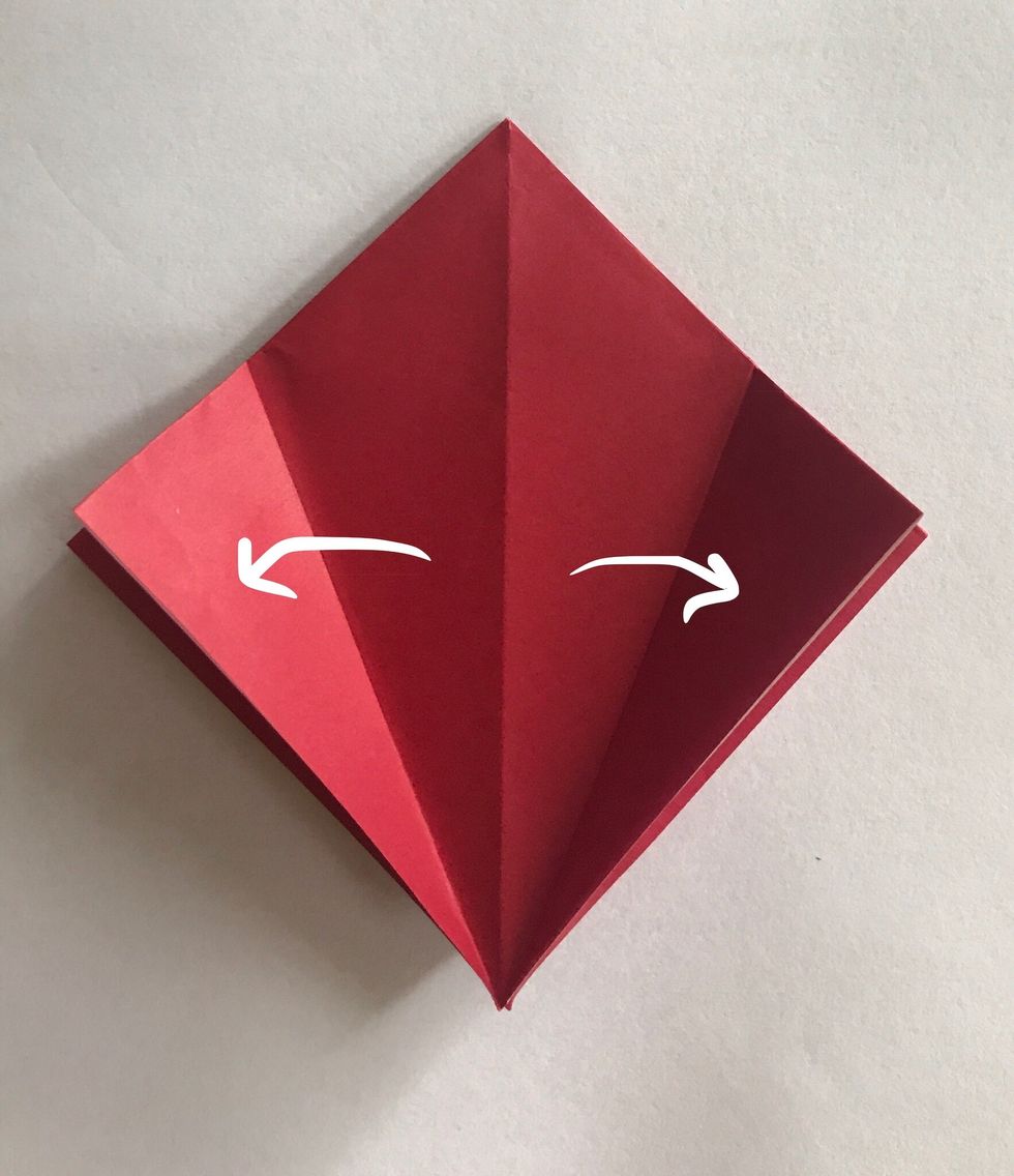 Open folds to create a diamond shape - B+C Guides