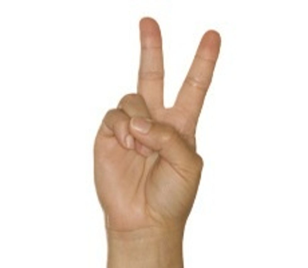 How to learn numbers 1-10 in sign language! - B+C Guides
