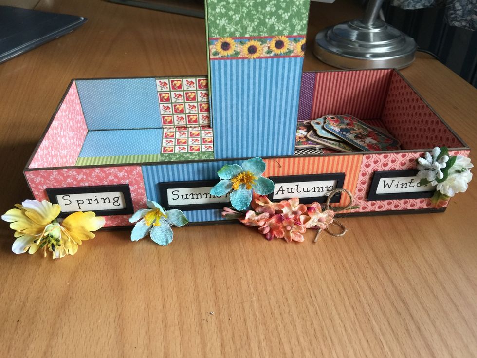 How to graphic 45 four seasons diary stand - B+C Guides