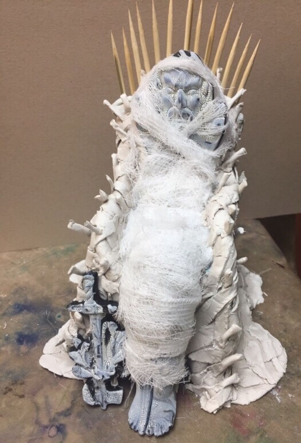 How to mummy throne, halloween inspiration with milagros - B+C Guides