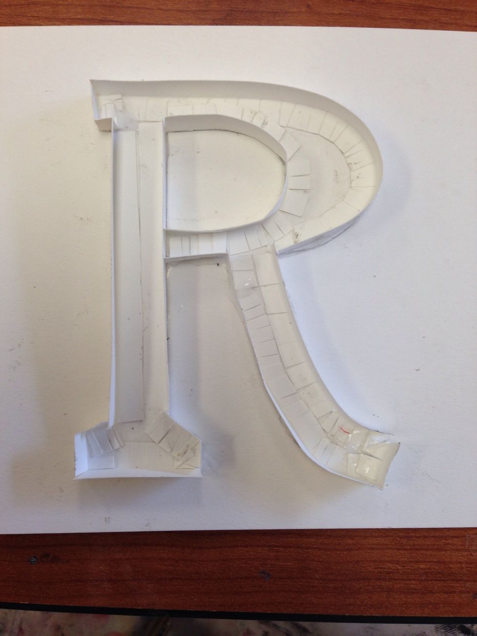 How to make a paper quilling letter - B+C Guides