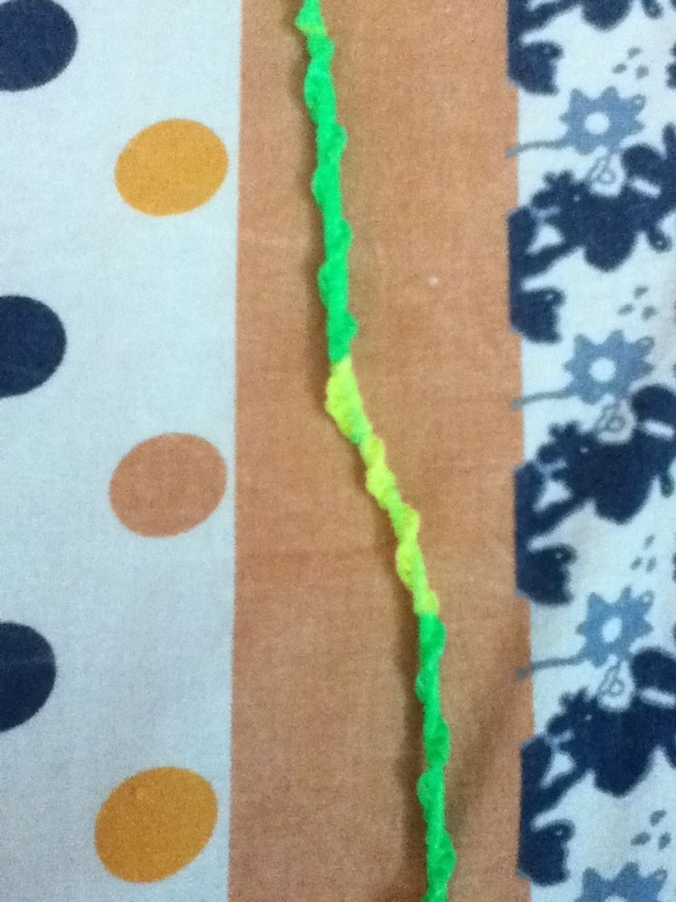 How to make a spiral knot with scooby strings - B+C Guides