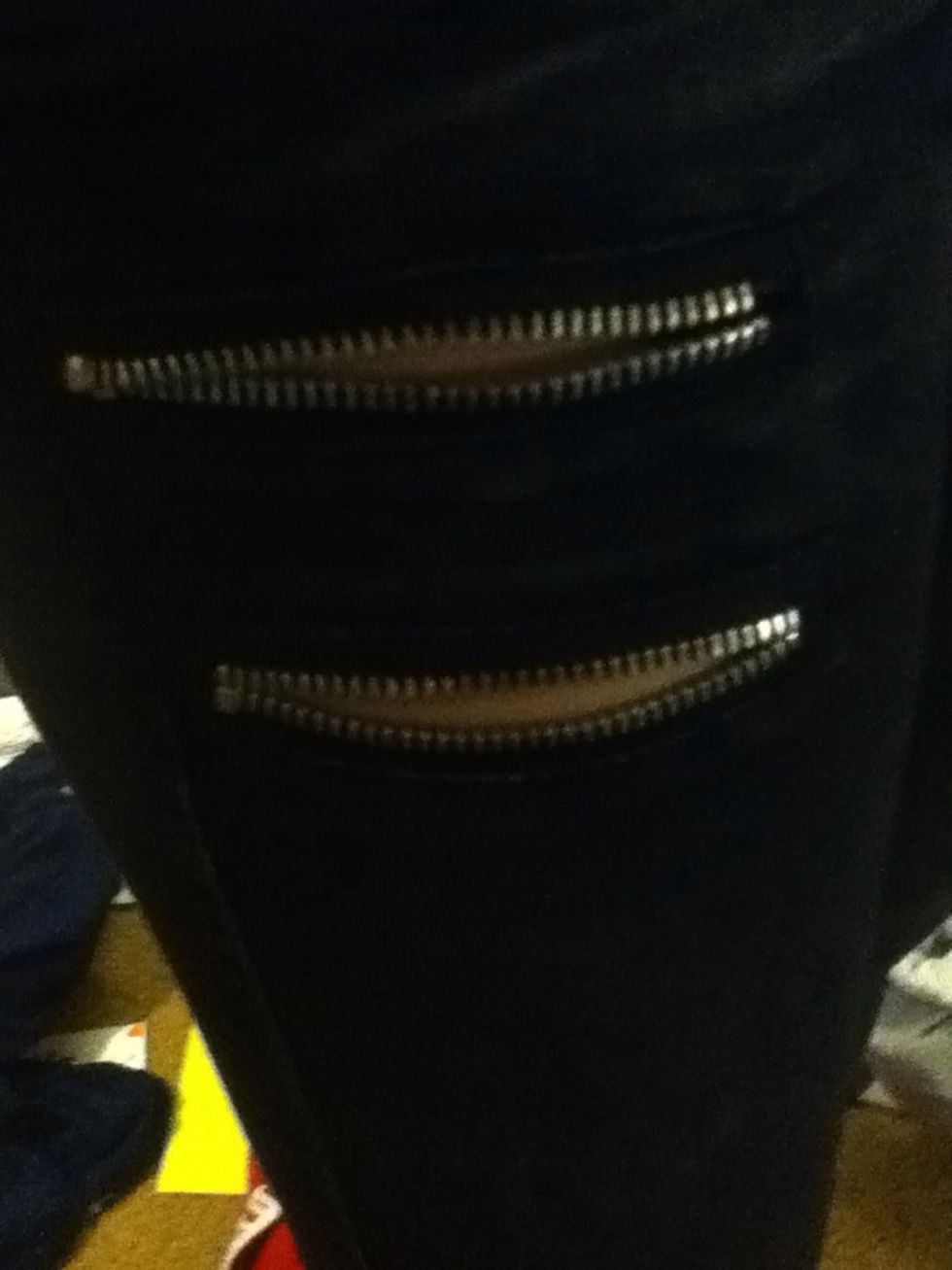 How to remove a zipper from jeans - B+C Guides