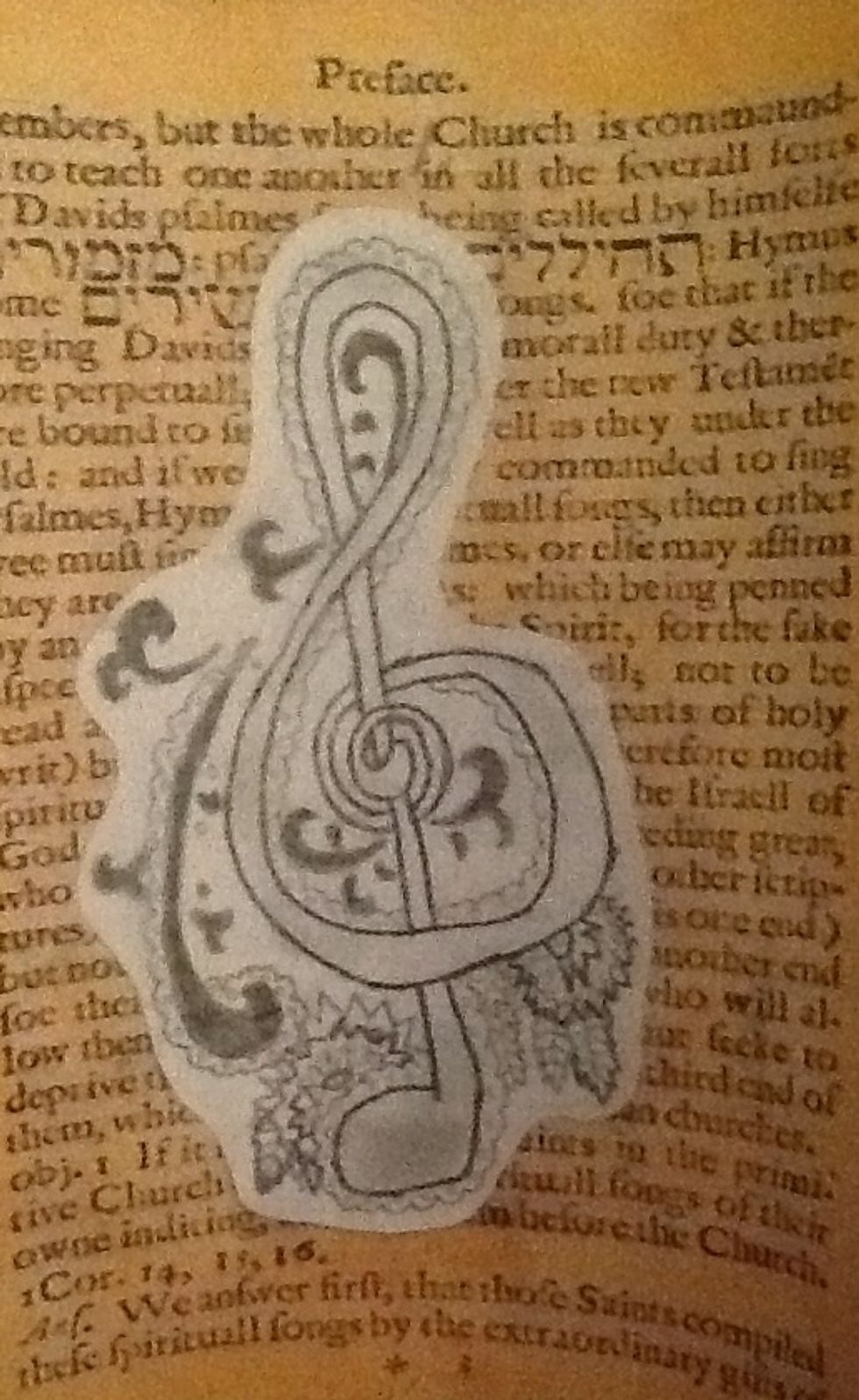 How to draw a decorative bass clef - B+C Guides