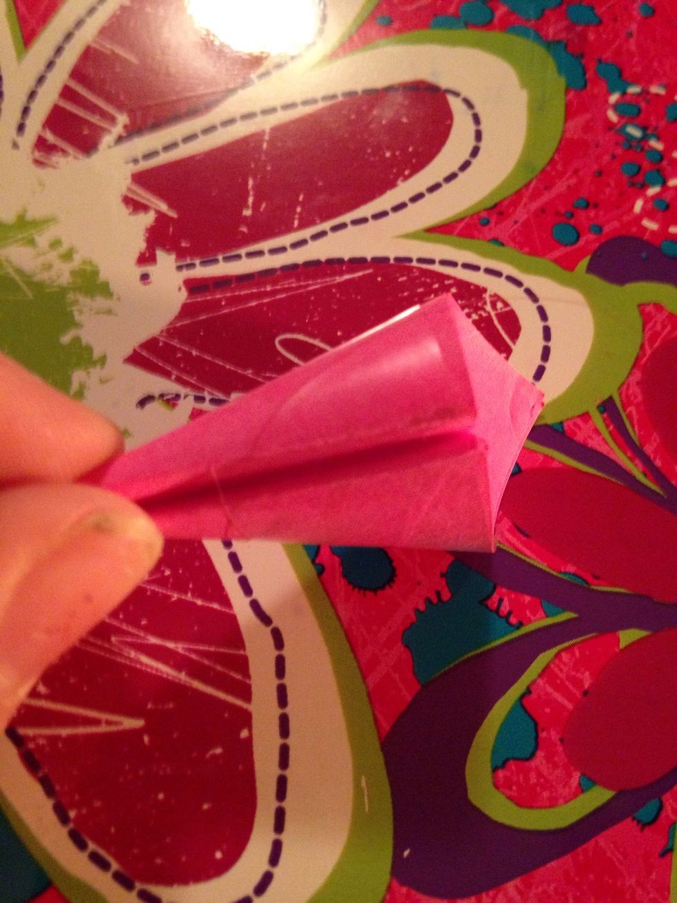 How to make a post-it note flower - B+C Guides