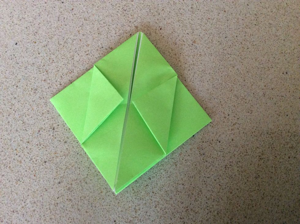 How to fold an origami balloon - B+C Guides