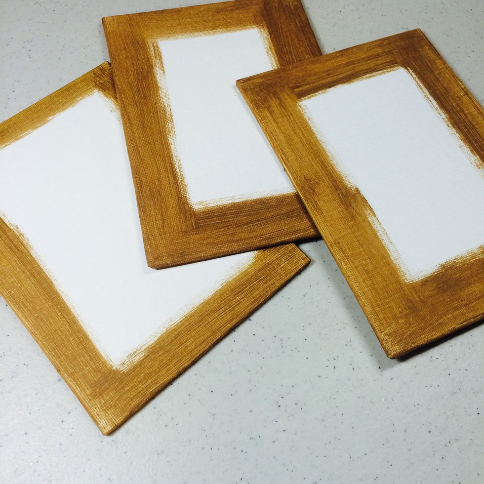 How to create a photo triptych display - B+C Guides