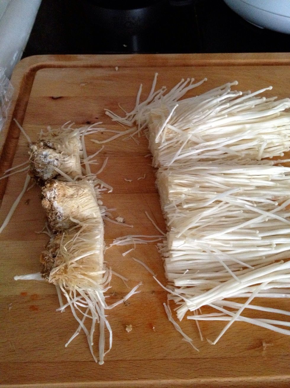 How to cook bacon wrapped enoki mushroom - B+C Guides