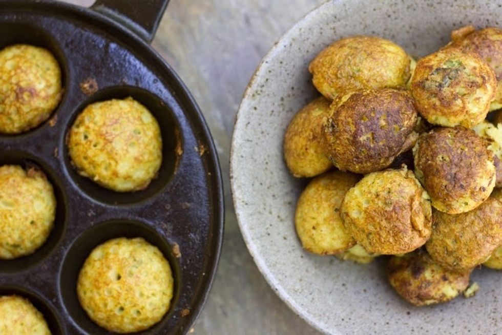 How to make spicy gluten free lentil puffs - B+C Guides