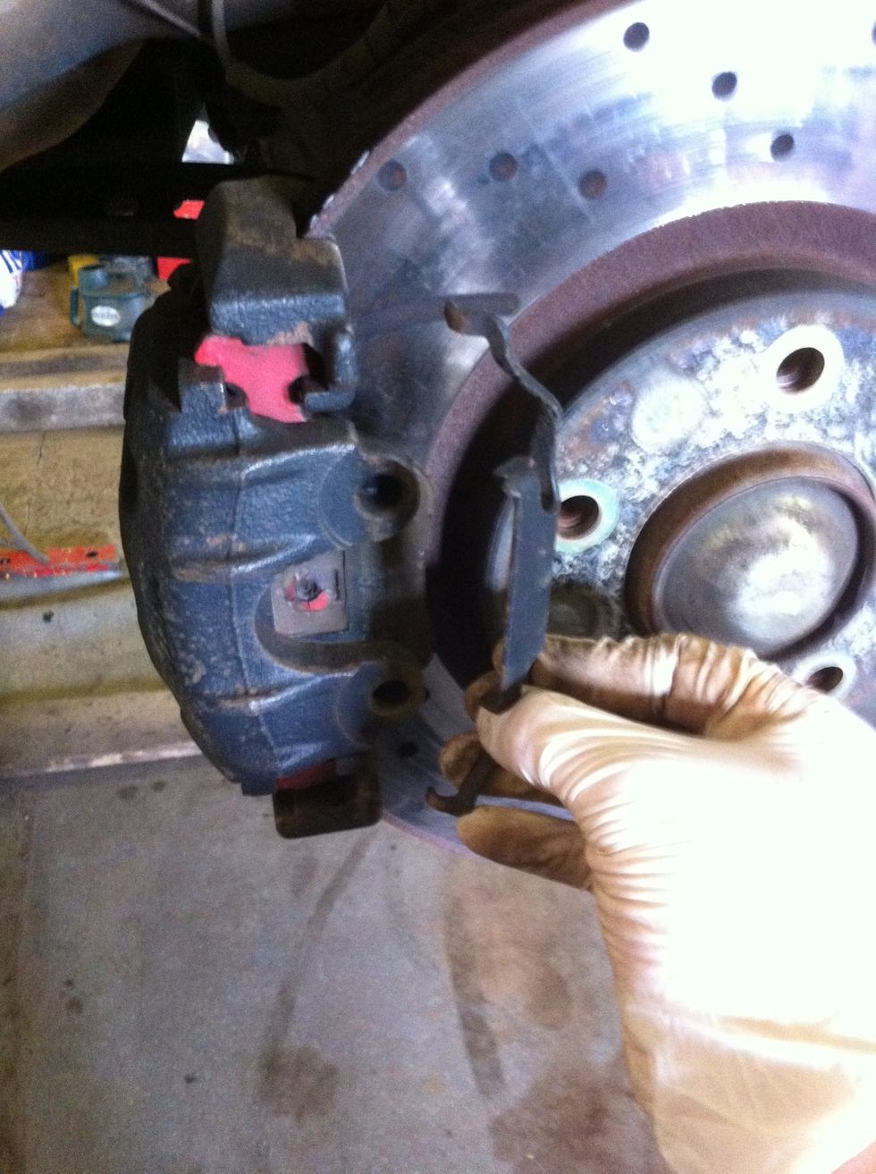 How to replace front brakes on e36 bmw m3 - B+C Guides