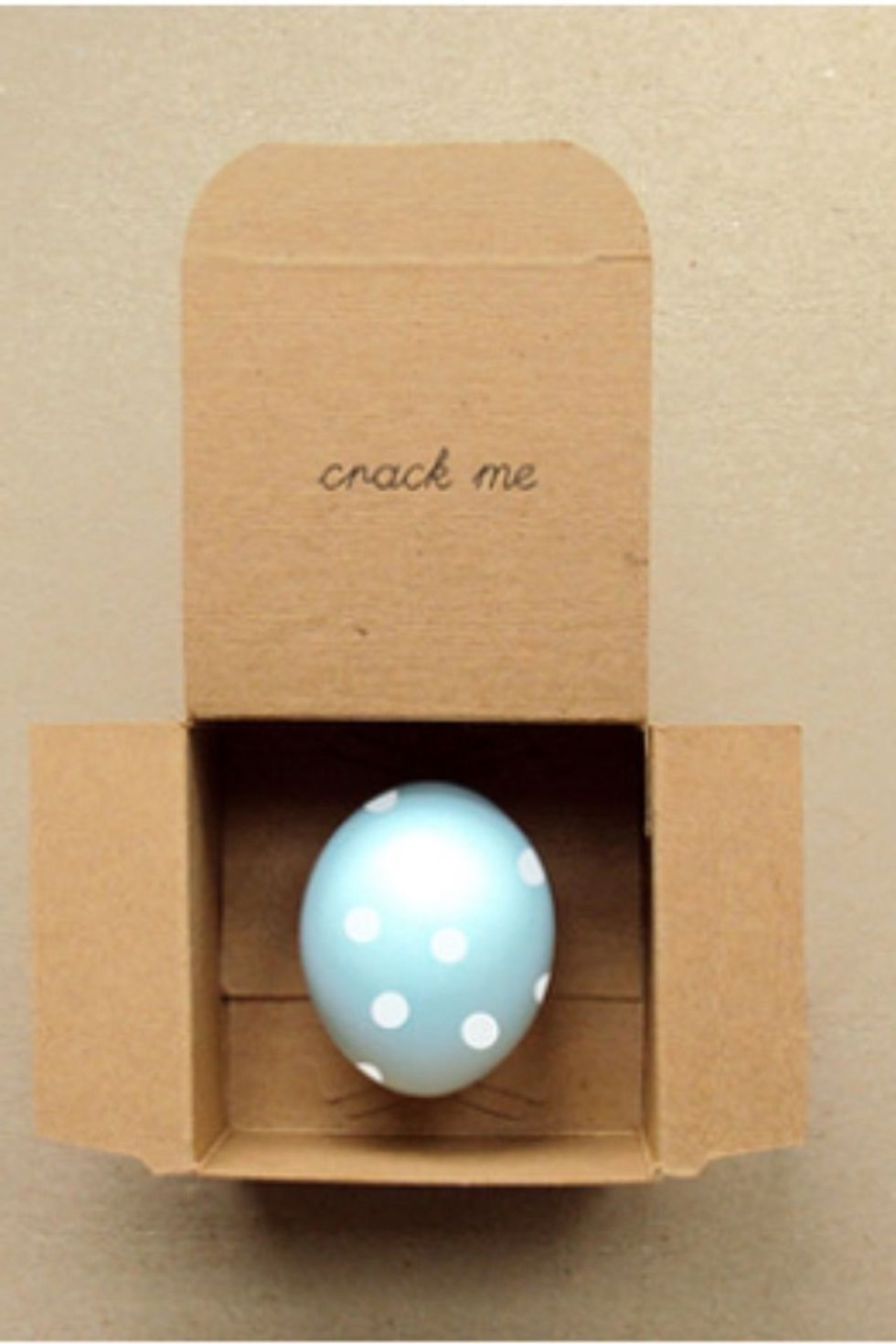 How to make a note inside an egg! 🍳 - B+C Guides