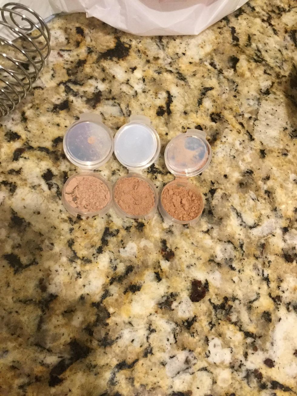 How to make diy homemade makeup-eyeshadow! - B+C Guides