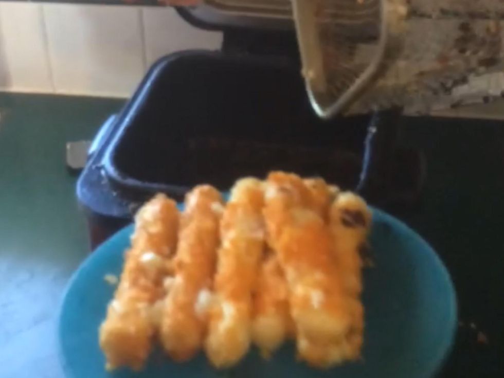 How to make fried cheese sticks - B+C Guides