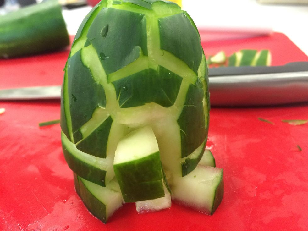How to do a cucumber turtle - B+C Guides