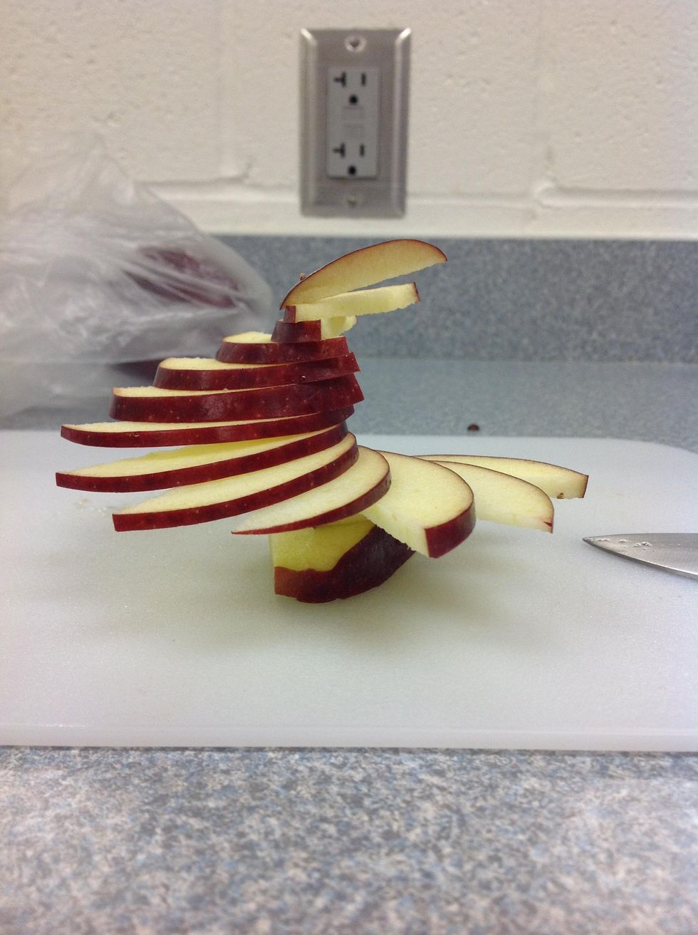 How to apple swirl garnish - B+C Guides