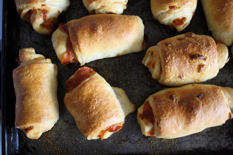 How to fix pepperoni rolls - B+C Guides