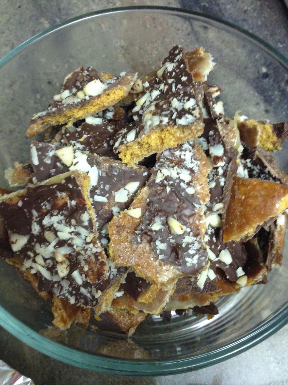 How to make chocolate bark cookies - B+C Guides