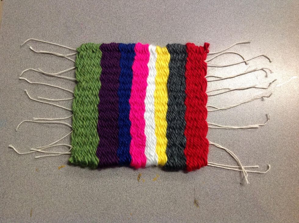 How to create and remove a weaving from a loom - B+C Guides