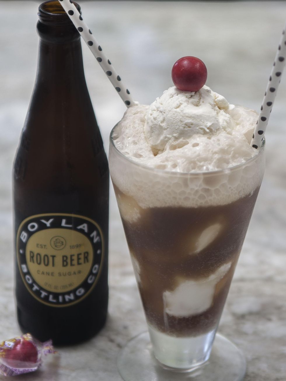 How to make a fireball float - B+C Guides