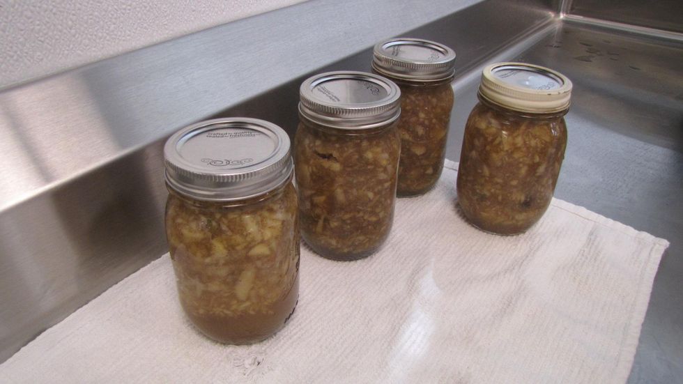 How to make harvest time apple relish - B+C Guides