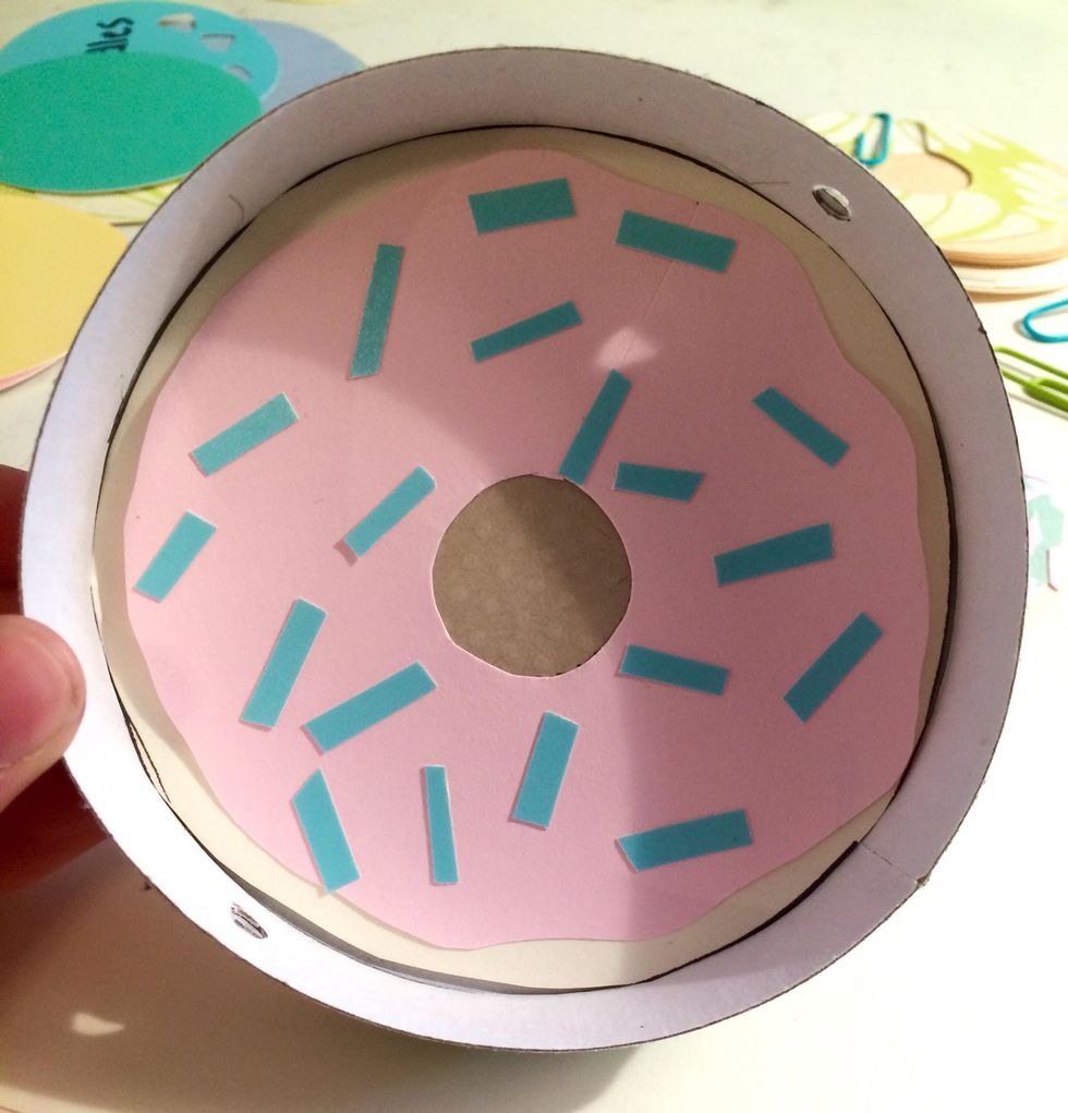 How to make a mini donut tray - B+C Guides