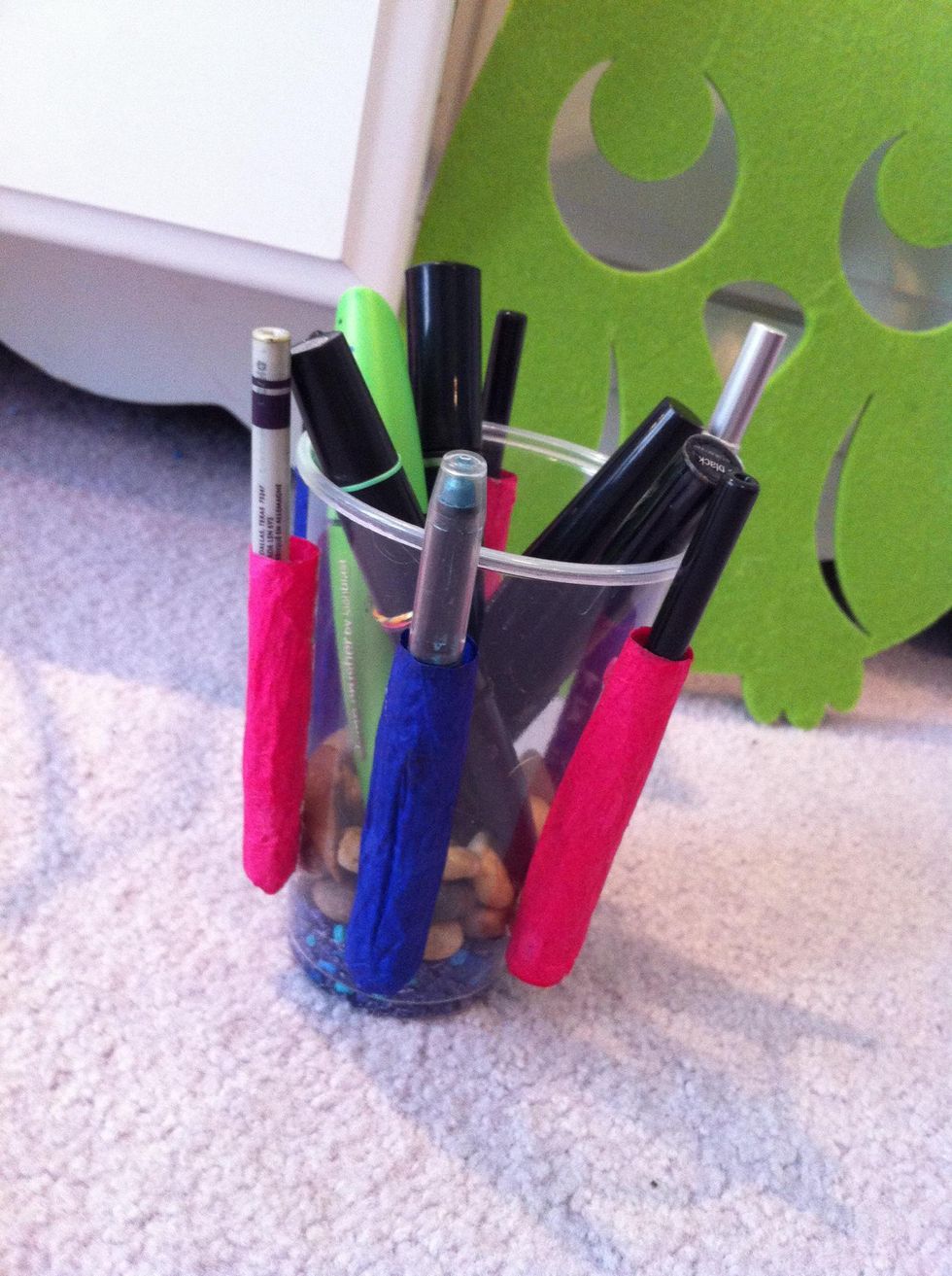 how-to-make-a-makeup-holder-thingy-b-c-guides