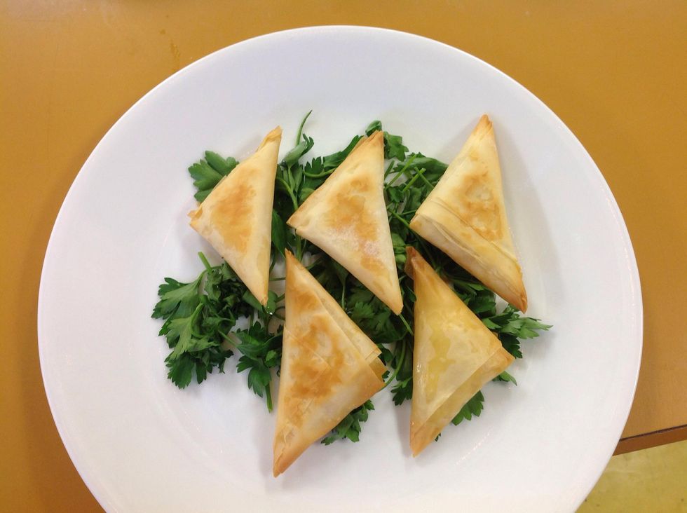 How to make filo triangles - B+C Guides