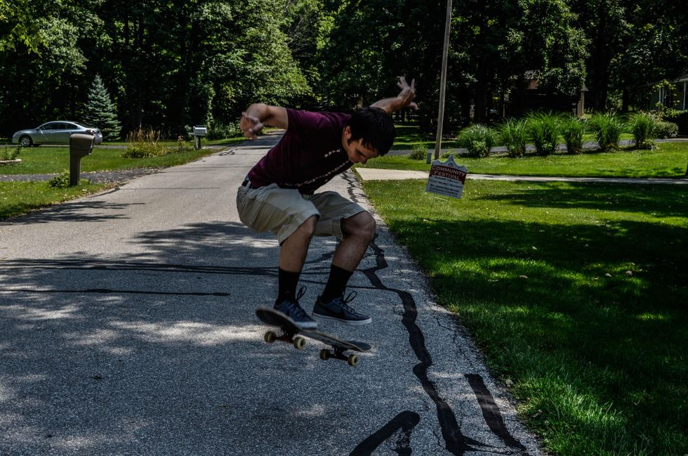 How to do an ollie - B+C Guides