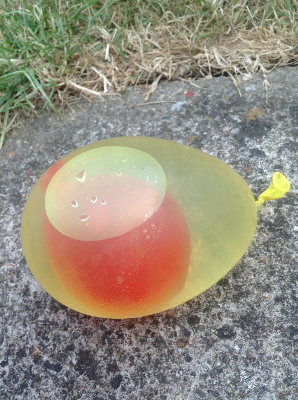 How to make a balloon inside a balloon - B+C Guides