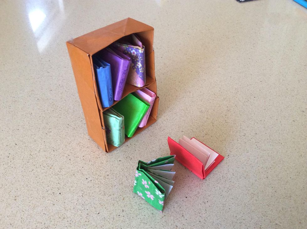 How to fold an origami book #1 - B+C Guides