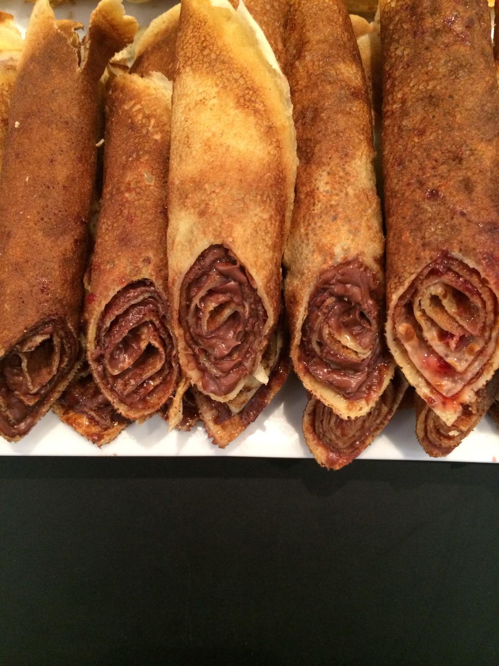 How to make 'crêpes' paper thin pancakes🇫🇷 - B+C Guides