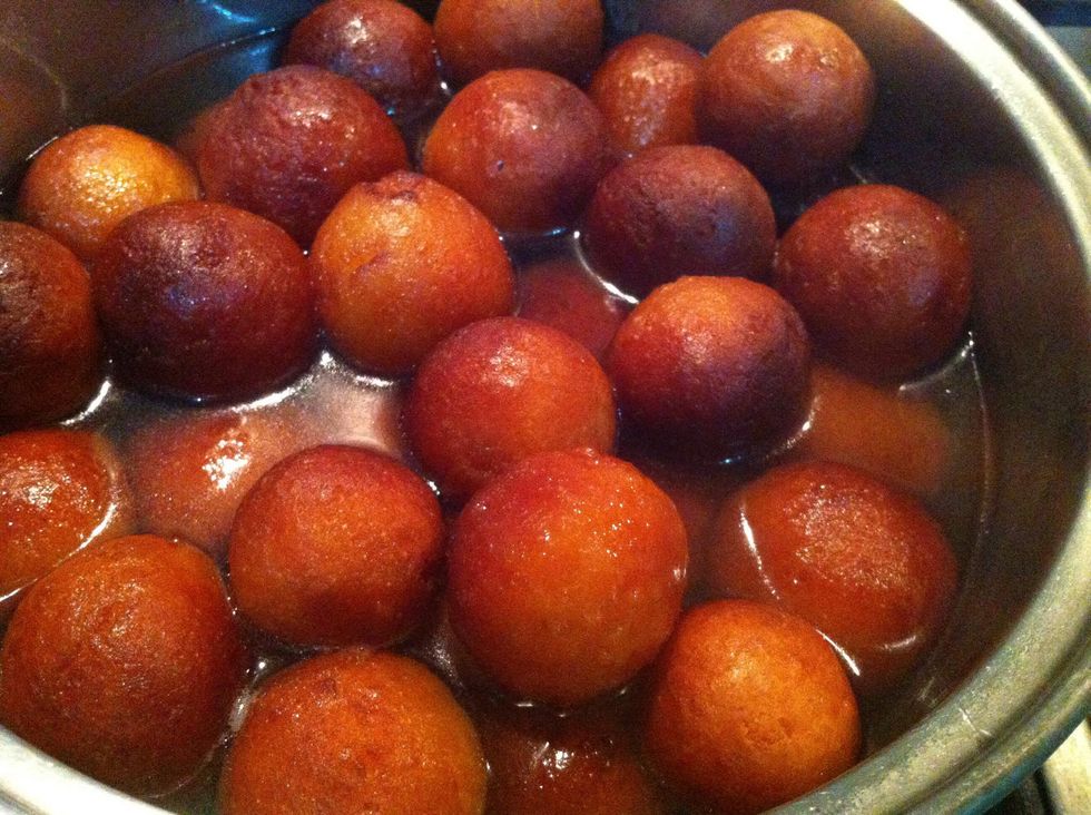 How to make gulab jaman (pakistani sweet) - B+C Guides