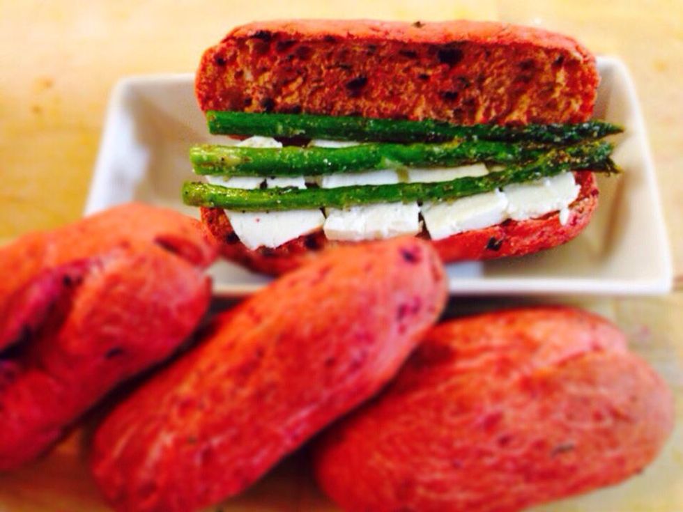 How to make amazing beet buns - B+C Guides