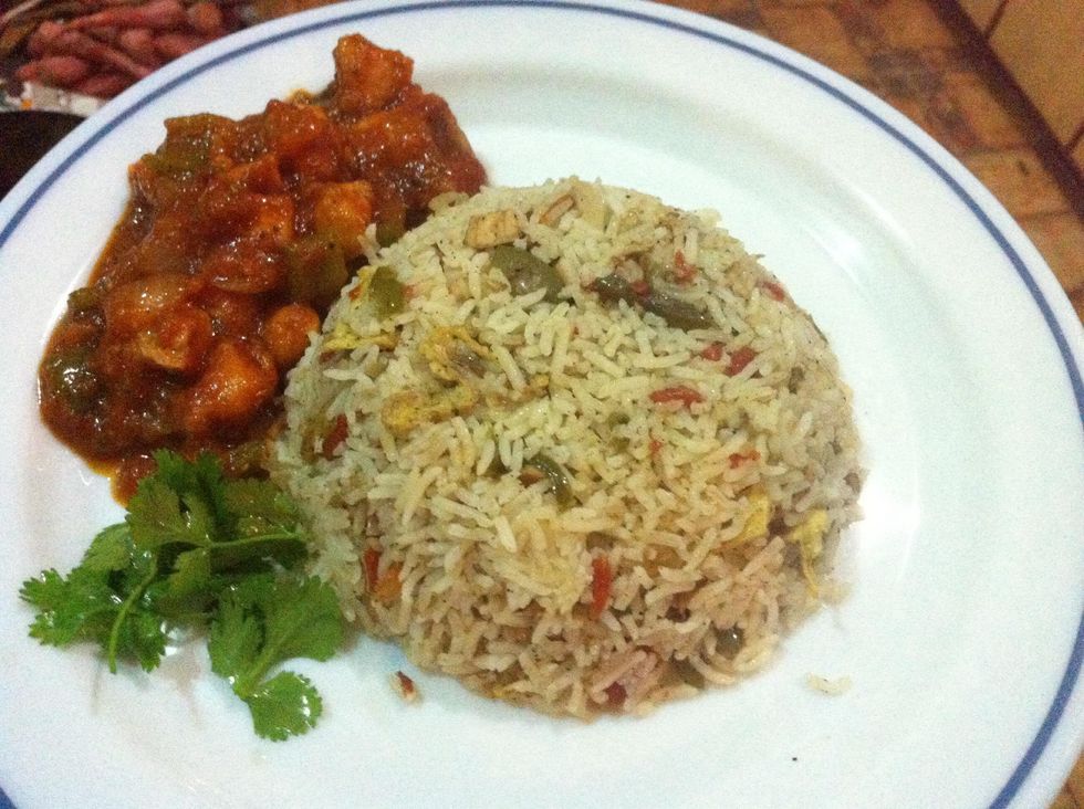 How to cook chicken egg fried rice - B+C Guides