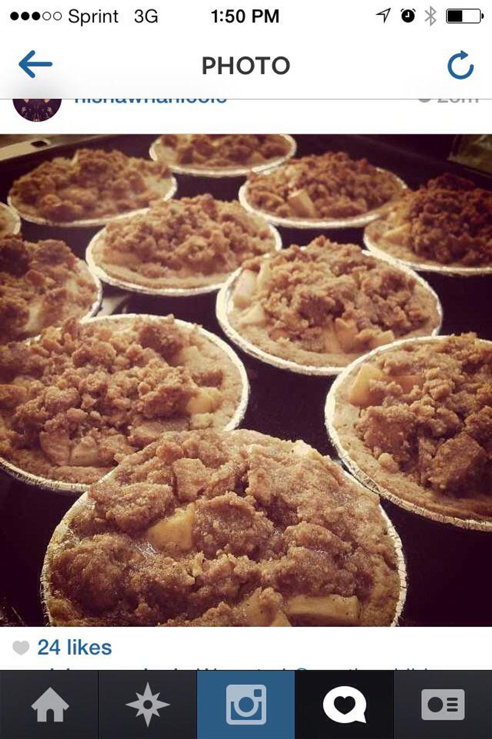 How to make mini dutch apple pies - B+C Guides