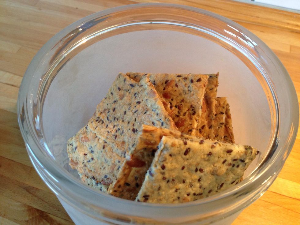 How to bake crispbread. - B+C Guides