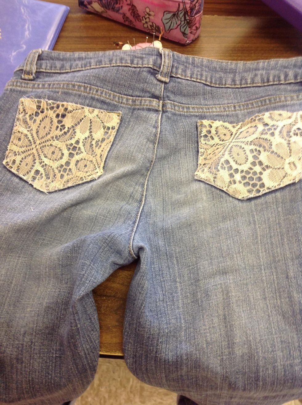 How to sew lace pockets! - B+C Guides