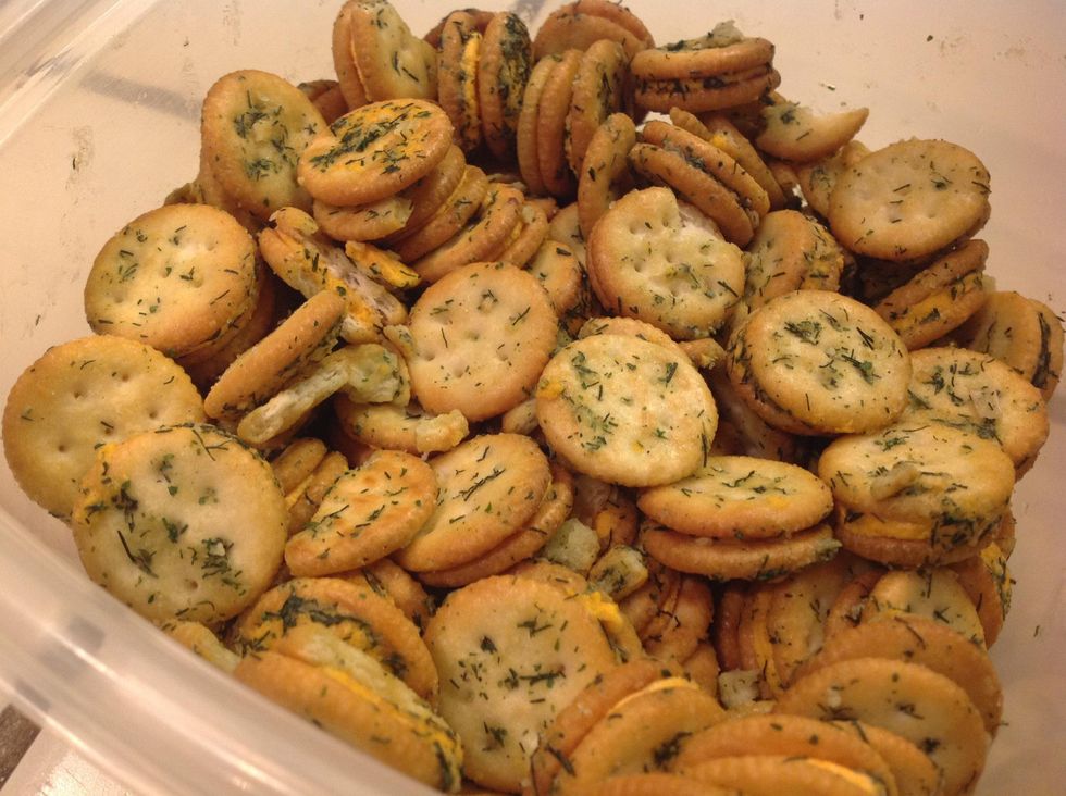 How to make herbed cheese & cracker bits - B+C Guides