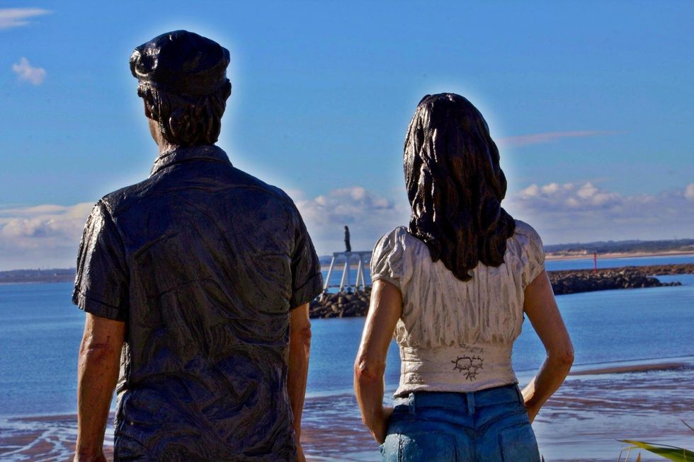 How to navigate the newbiggin art trail - B+C Guides