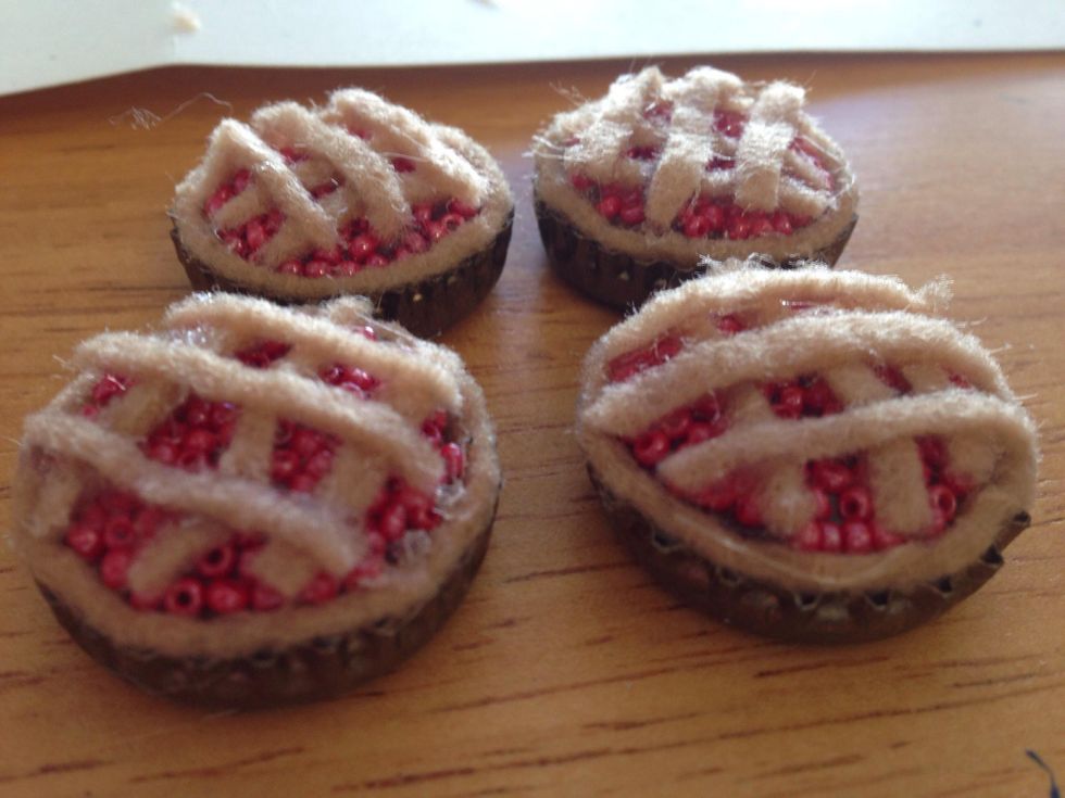How to make a mini bottle cap pie - B+C Guides