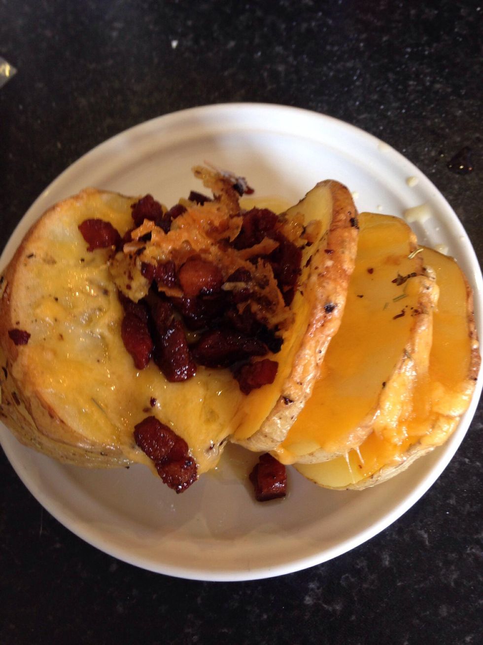 How to cook fanned baked potatoes - B+C Guides