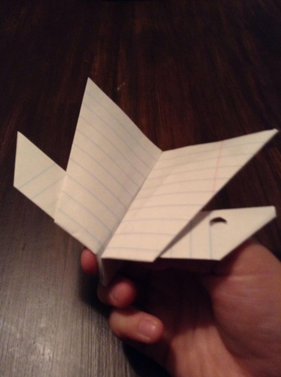 How to make a paper airplane (ninja) - B+C Guides