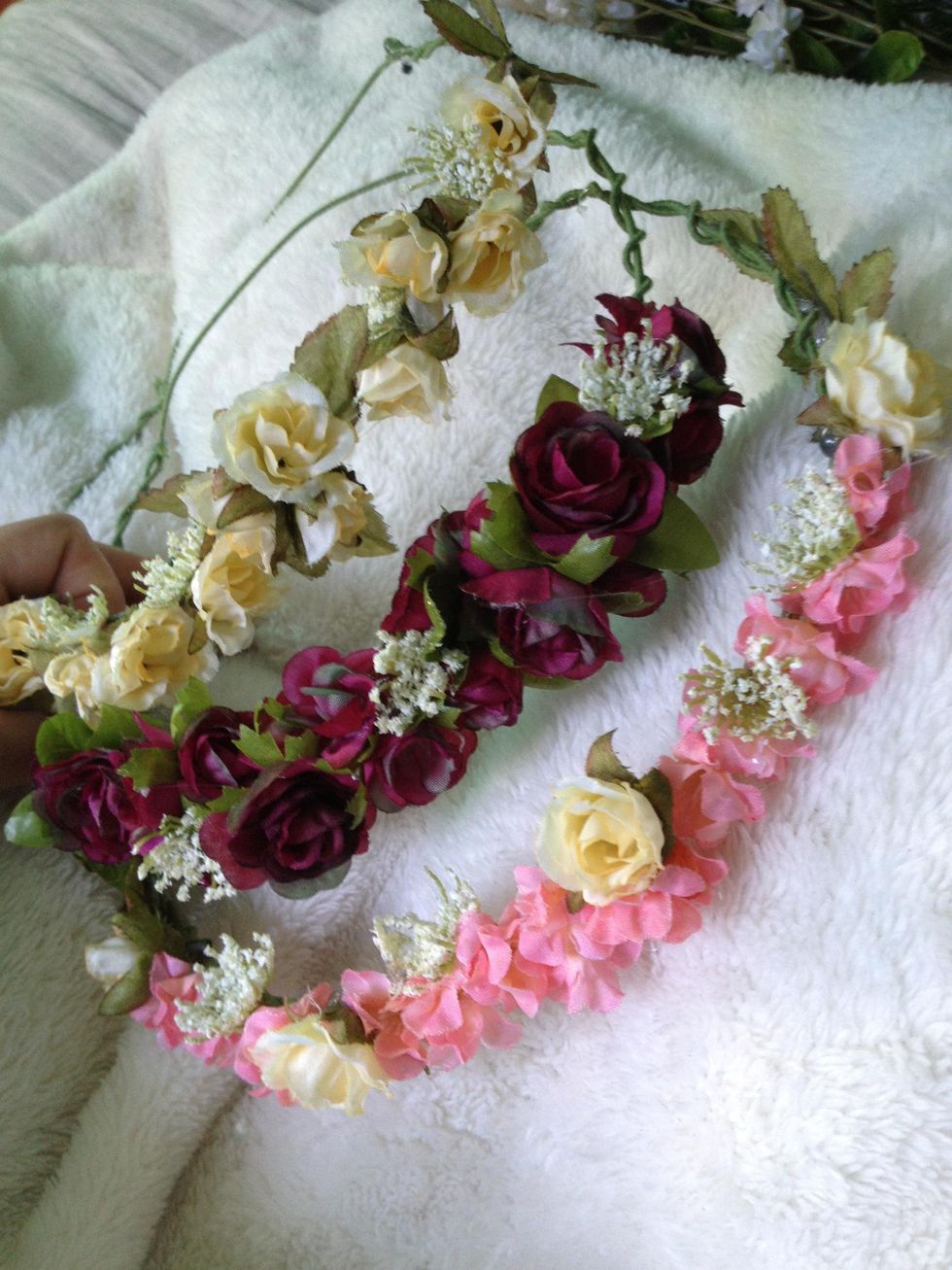 How to make a flower crown - B+C Guides