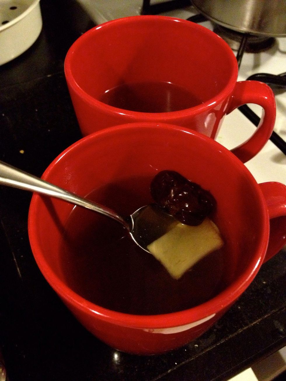 How to make ginger red date tea - B+C Guides
