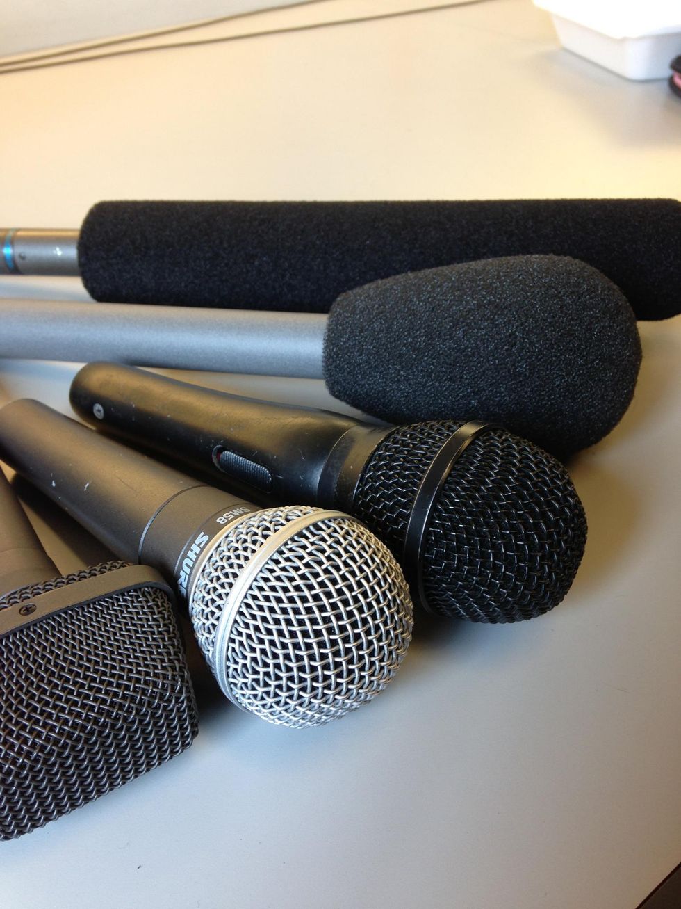 How to choose a microphone - B+C Guides