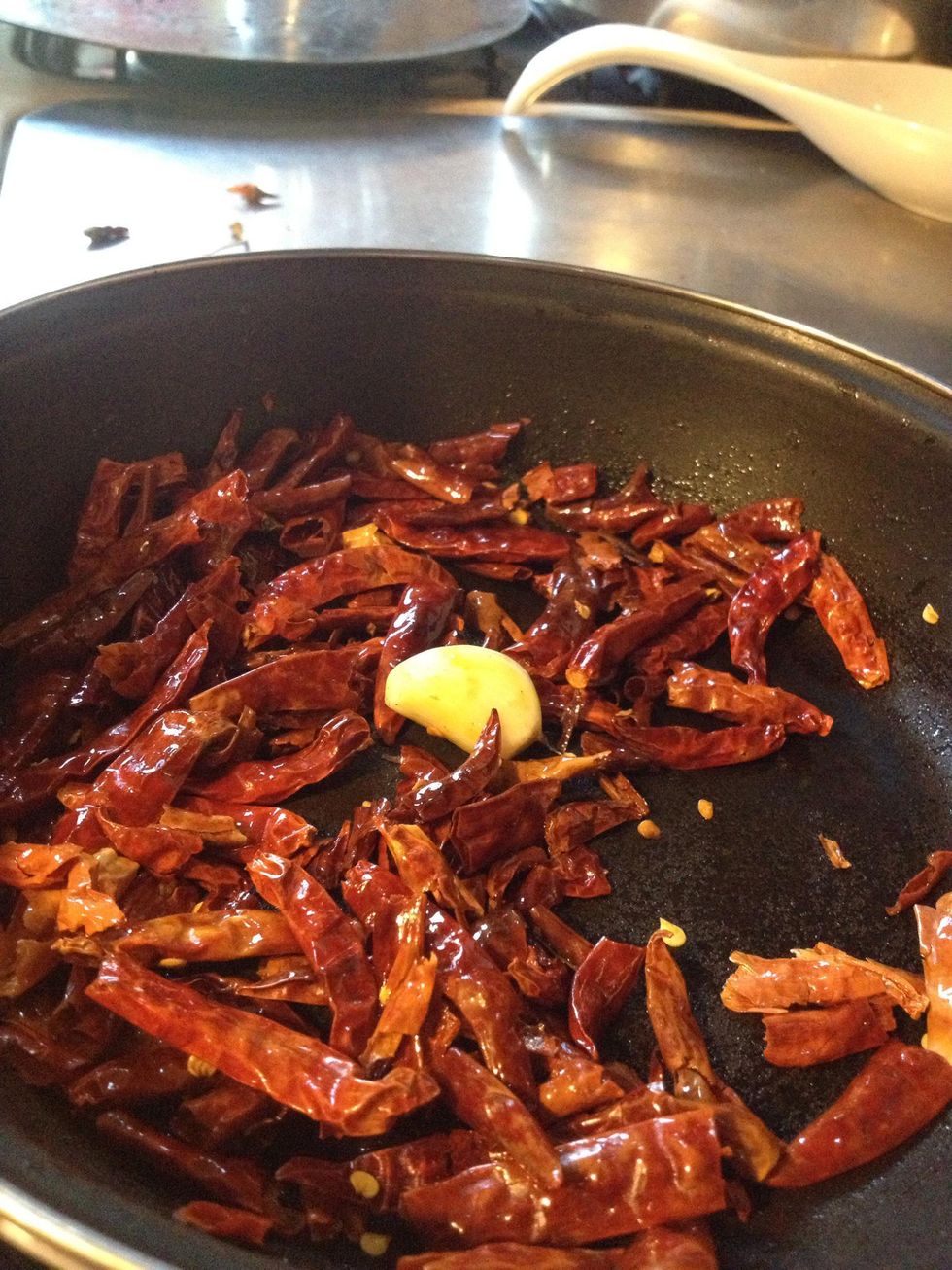 How to make mucho caliente salsa - B+C Guides