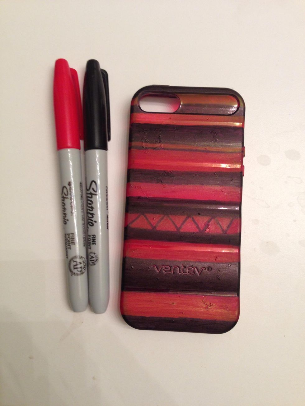 How to design your own iphone case - B+C Guides