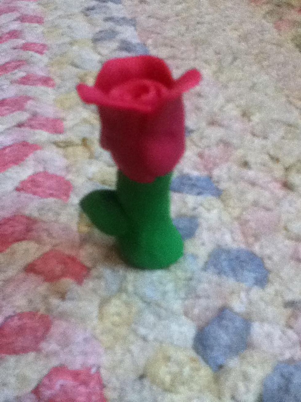 How to make a clay rose - B+C Guides