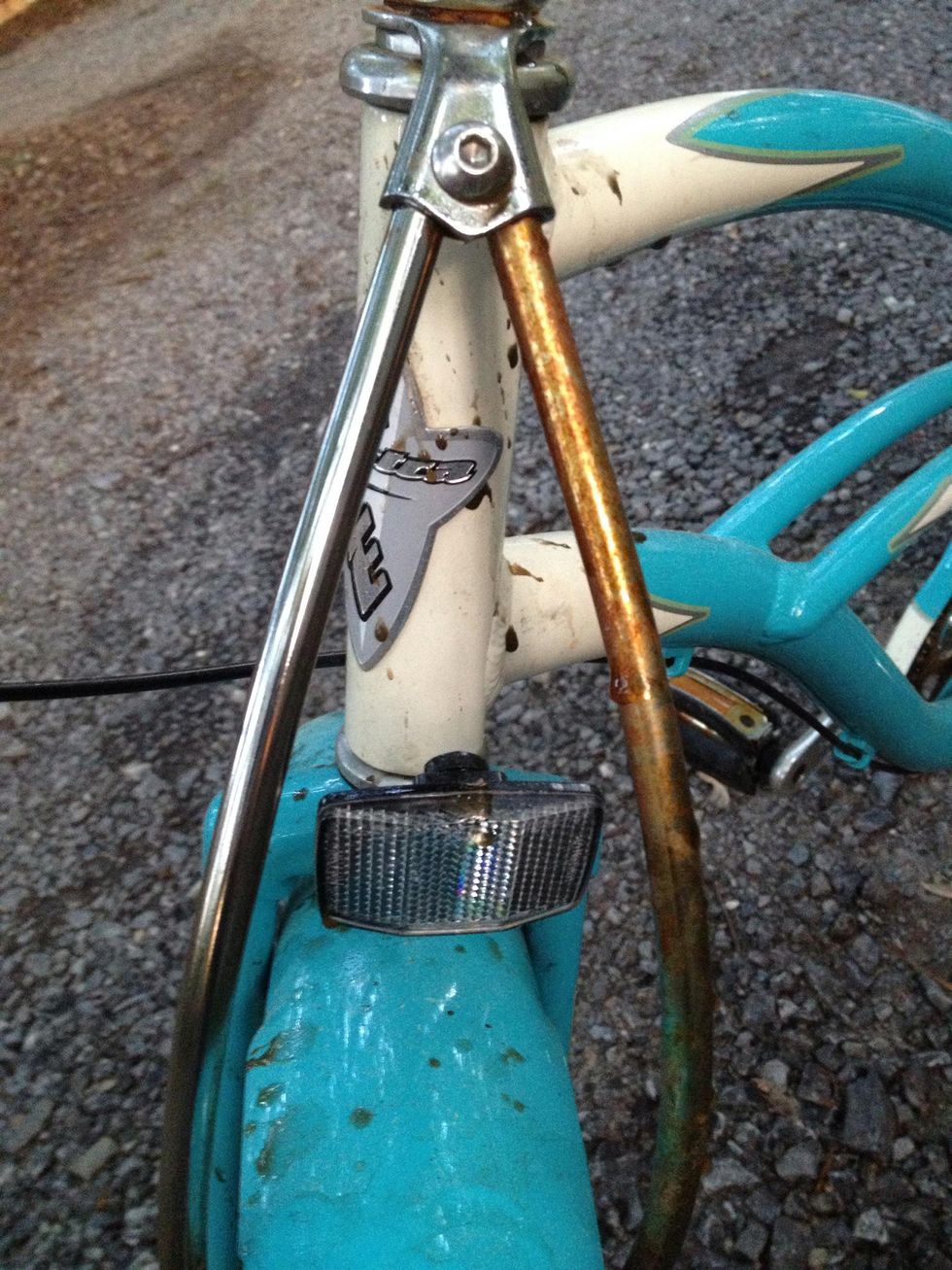 How to remove rust with coca-cola - B+C Guides