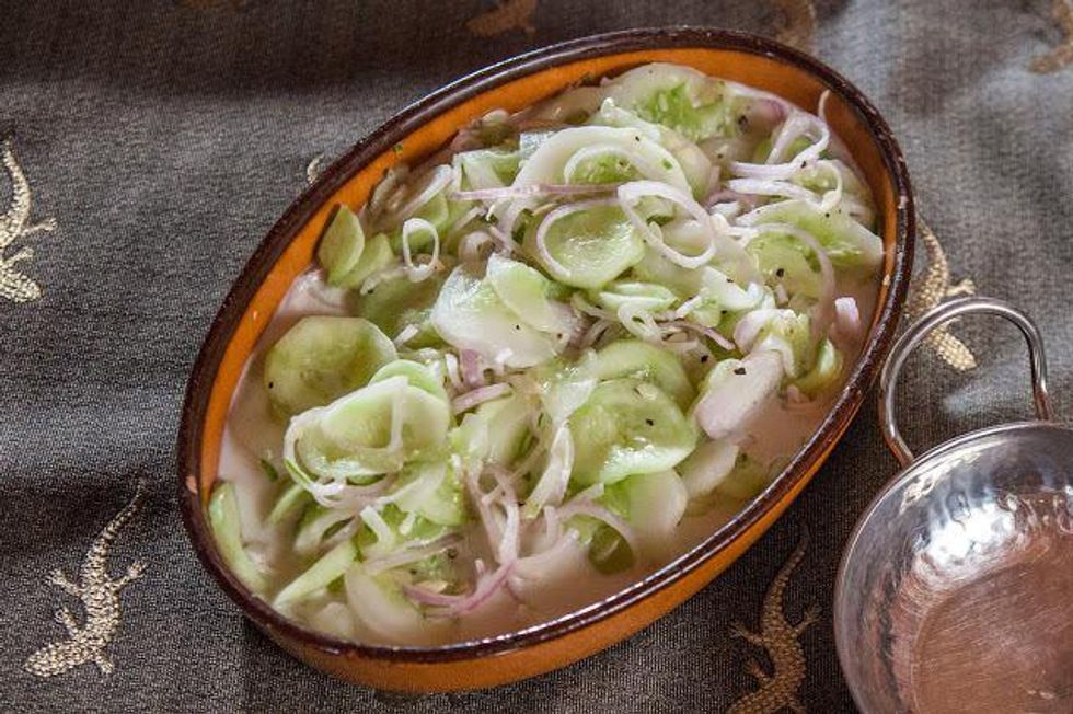 How to make fast cucumber shallot salad - B+C Guides